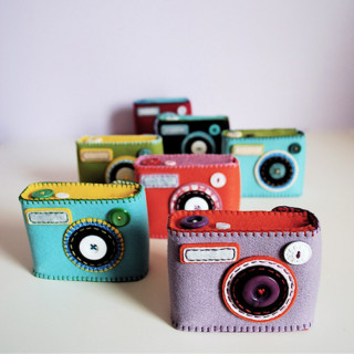 Cute Hand-Stitched Felt Camera Cases | PetaPixel