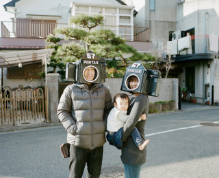 Quirky Camera Head Photographs | PetaPixel