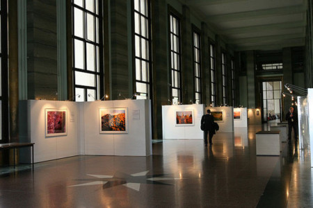 5 Simple Tips for Holding a Successful Photo Exhibition | PetaPixel