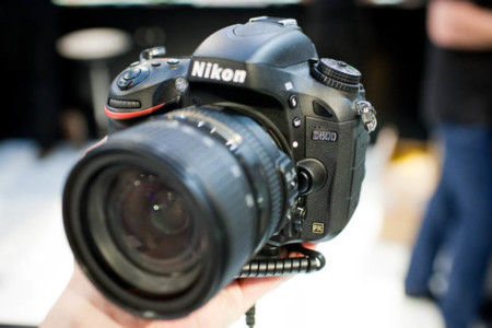 Hands-on with the Nikon D600, a More Affordable Full Frame DSLR | PetaPixel