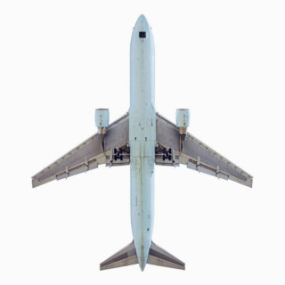 Photographs of Aircraft Shot from Directly Below | PetaPixel