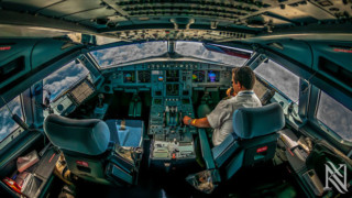 Beautiful HDR Photographs of an Airplane Cockpit by a Pilot ...