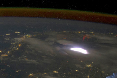Lightning Storms Photographed From High Above in Space | PetaPixel