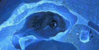 Striking Images Capture the Movement of Water Using a Special ...