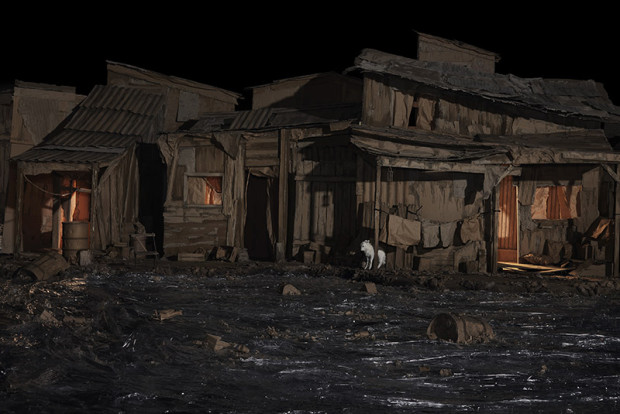 Cardboard Cities: Incredibly Detailed City Scenes Made of Cardboard ...