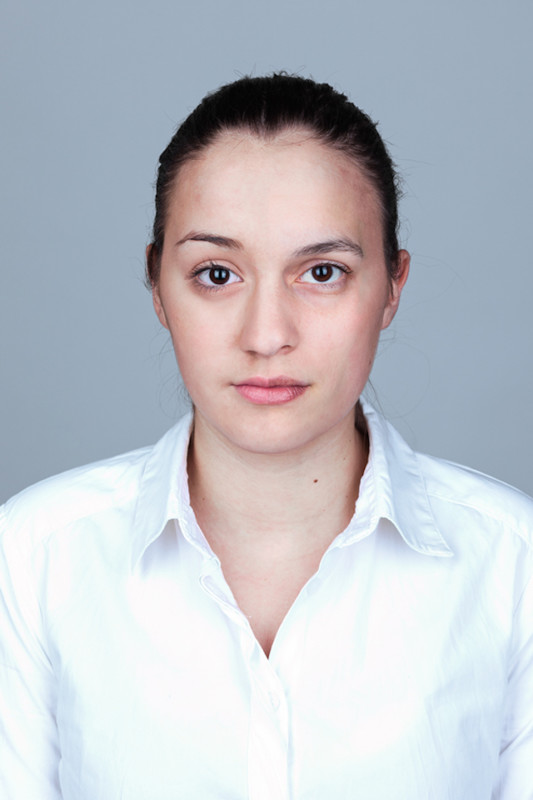 Eerie Portraits Created by Combining Two Different Half-Faces Into a ...