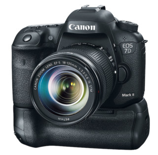 The Canon 7D Mark II is Finally Here, Boasts Powerful AF System and ...