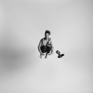 'Gravity' Takes Jumping Photography to Artistic New Heights, Captures ...