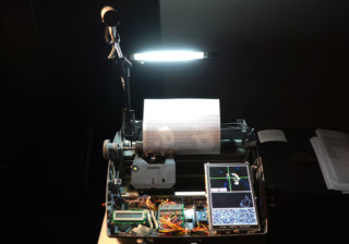 This Photo Booth Uses a Typewriter to Print Portraits as ASCII Art ...