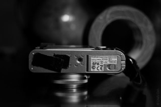 How I Use Black Tape on My Fujifilm X100 for Street Photography | PetaPixel