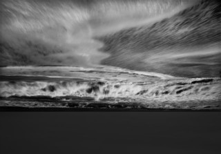 The Disorienting Beauty of Inverted Seascape Photos | PetaPixel