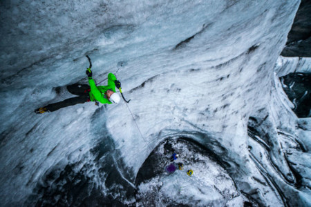 Video: Photographer Tim Kemple Climbs and Shoots the Frigid Crags of ...