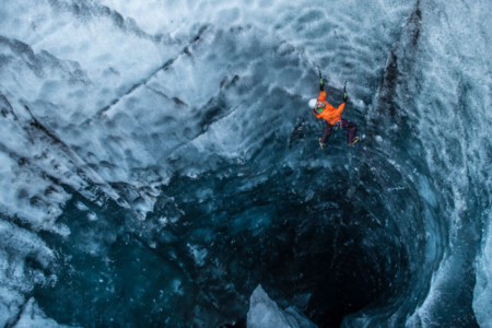 Video: Photographer Tim Kemple Climbs and Shoots the Frigid Crags of ...
