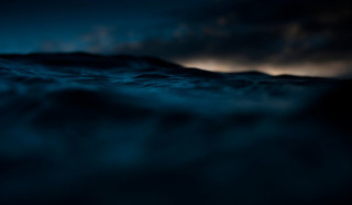 25 Moods of an Ocean, As Seen by a Photographer at Eye Level | PetaPixel