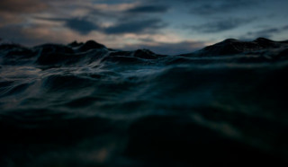 25 Moods of an Ocean, As Seen by a Photographer at Eye Level | PetaPixel