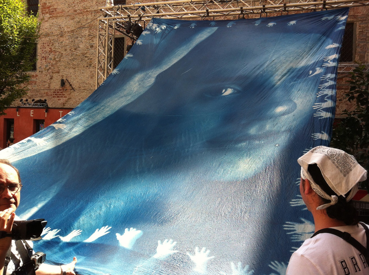 The Largest Contact Print Ever Made is 24 Square Meters Huge | PetaPixel