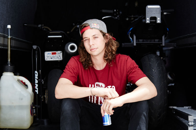 Capturing the Beauty of Motorcycle Stunt Riding | PetaPixel