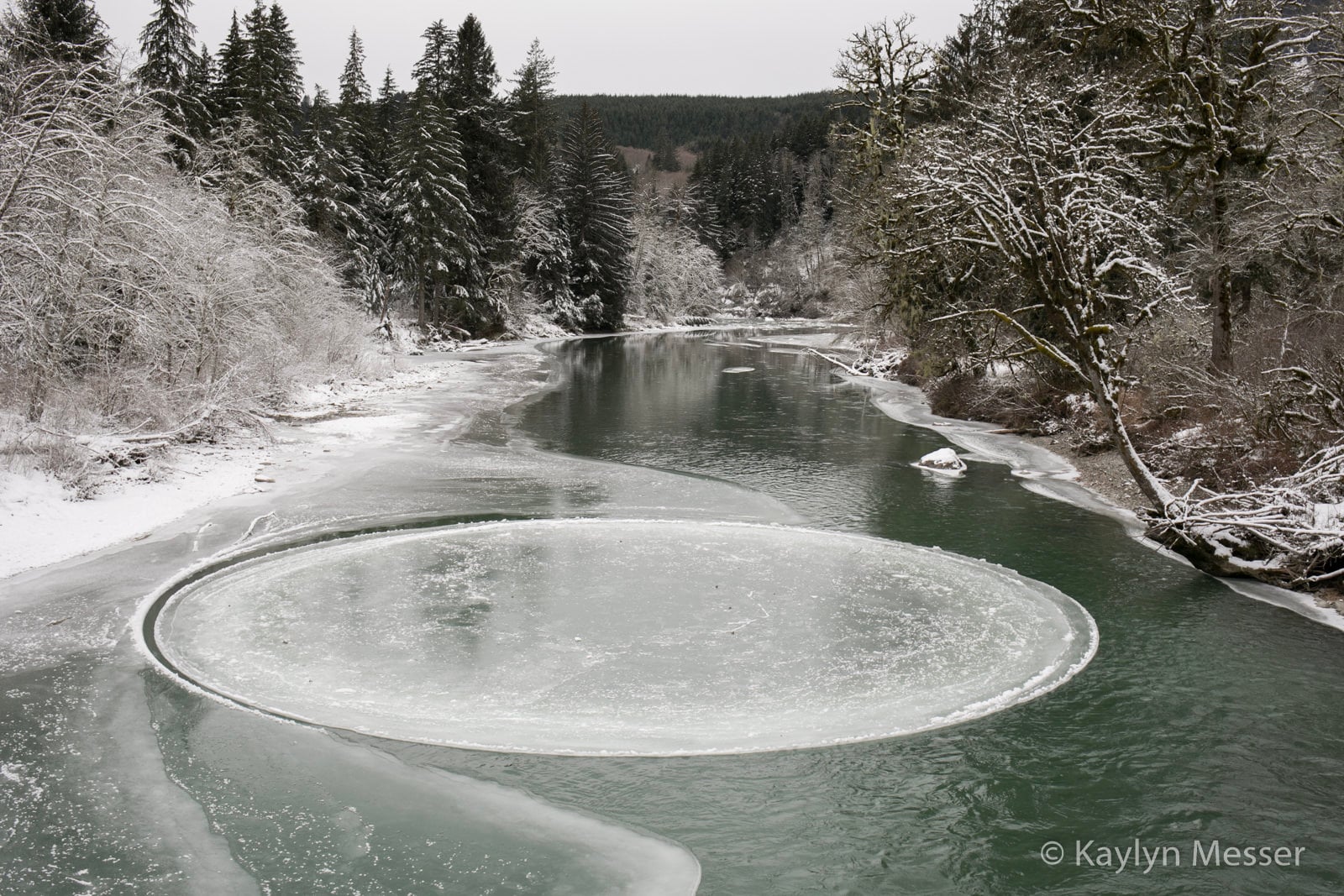 Photos of a Natural Ice Circle Spinning in a River | PetaPixel