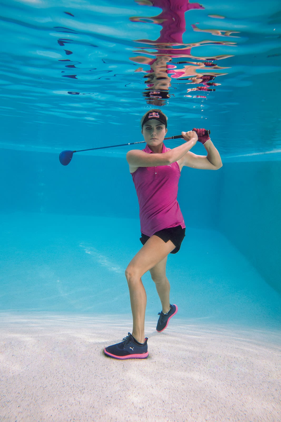 How I Photographed Golfer Lexi Thompson Underwater | PetaPixel