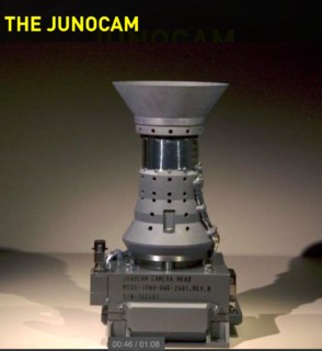 NASA’s $1 Billion Juno Probe Sends Back Stunning Photos of Jupiter’s ...