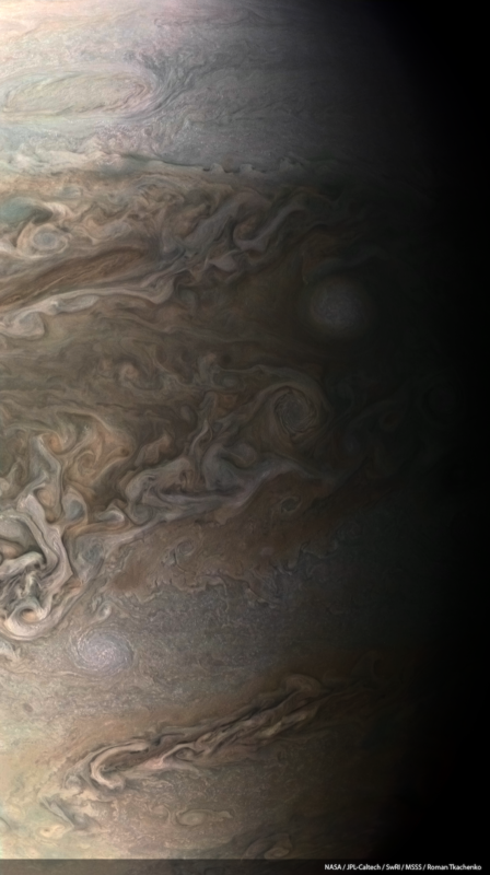 NASA’s $1 Billion Juno Probe Sends Back Stunning Photos of Jupiter’s ...