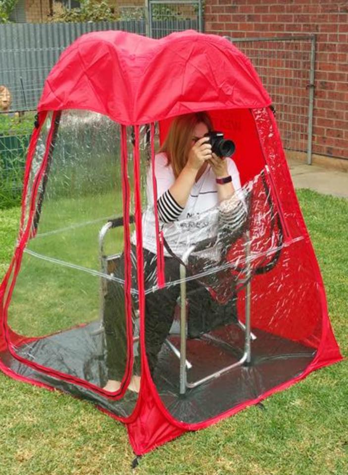 Photo Pod is a Personal Tent That Keeps Photographers Dry and Warm ...