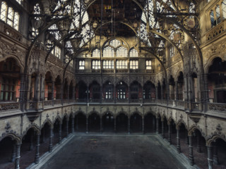 Photographer Spent 5 Years Capturing the Beauty of Decaying Buildings ...