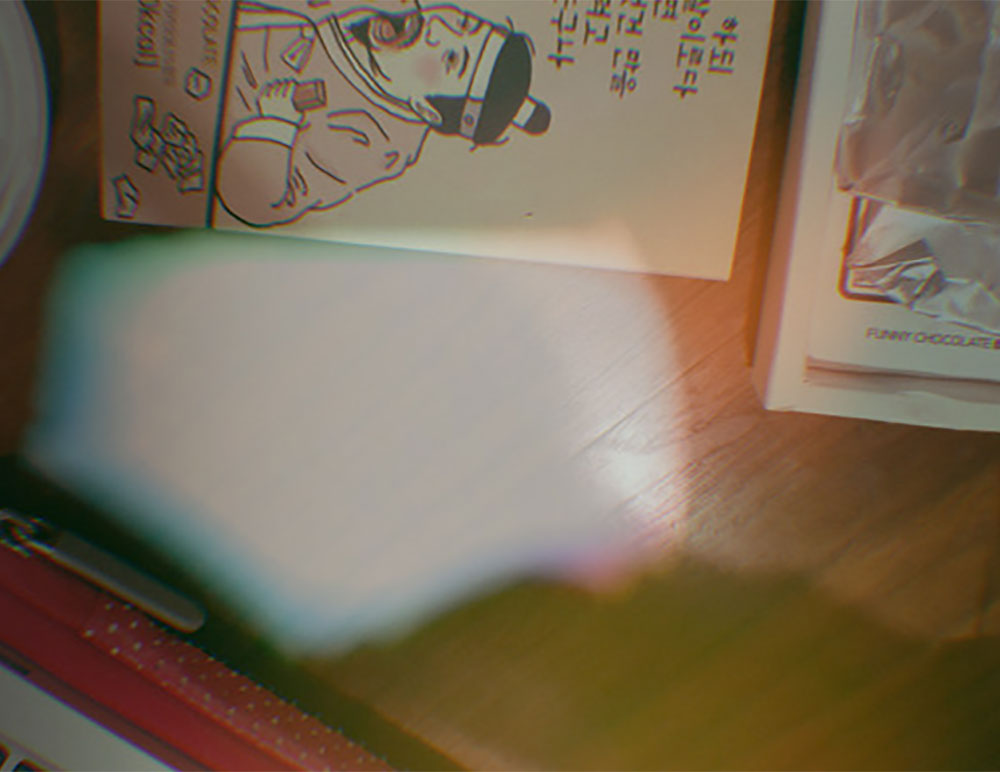 Gudak Lets You Use Your iPhone Like a Kodak Disposable Camera | PetaPixel