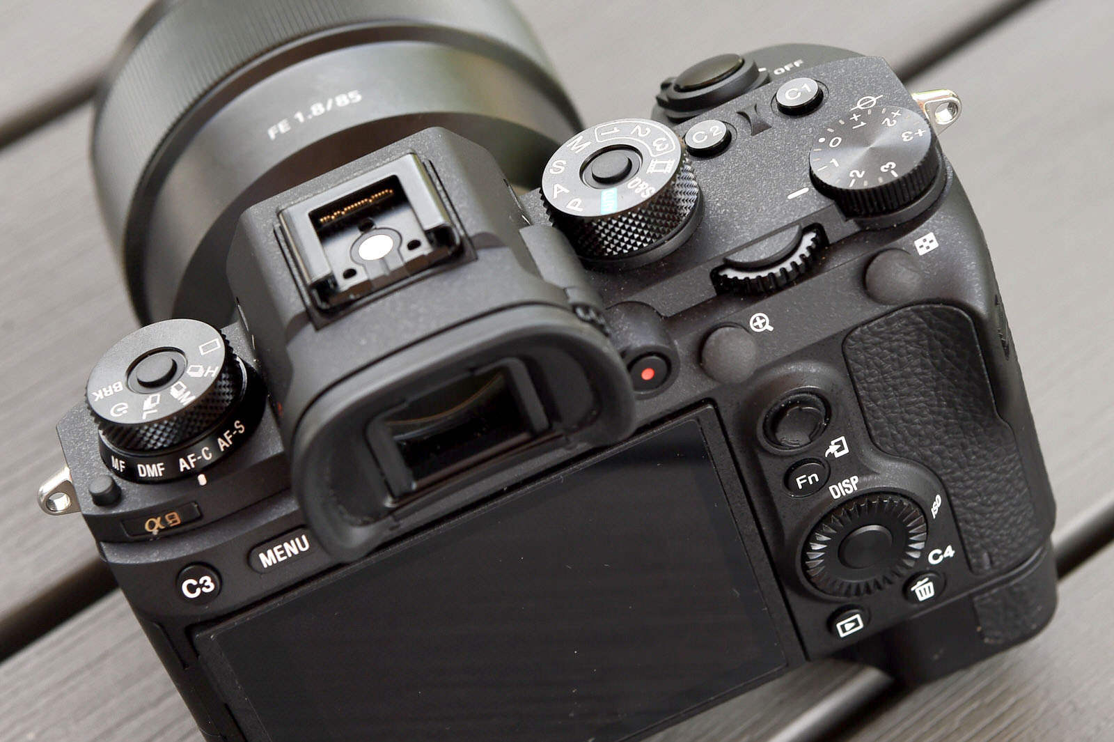 Review: The Sony a9 is the Camera of a Wedding Photographer's Dreams ...