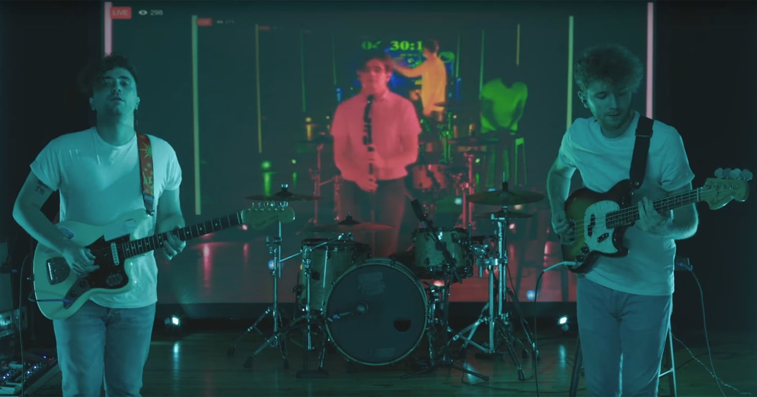 Band Uses the Lag in Facebook Live's Camera Feed for Live Loops | PetaPixel