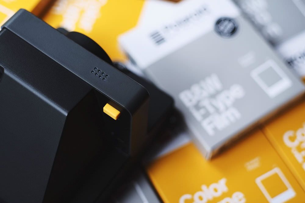 Review: Polaroid Originals' OneStep 2 is Familiar and Exciting | PetaPixel