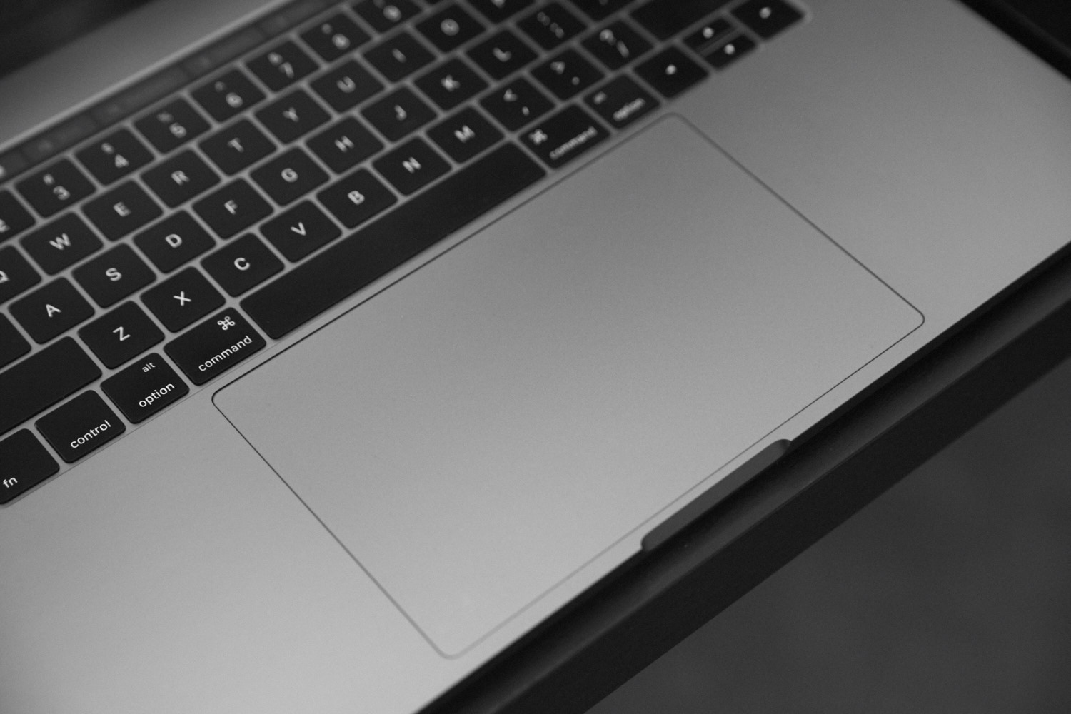 Review: The Touch Bar MacBook Pro Through the Eyes of a Creative ...