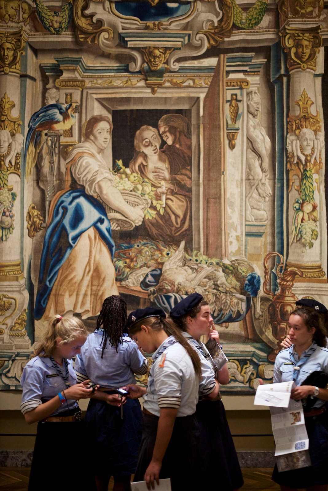 Photos of People Matching Paintings in Museums | PetaPixel