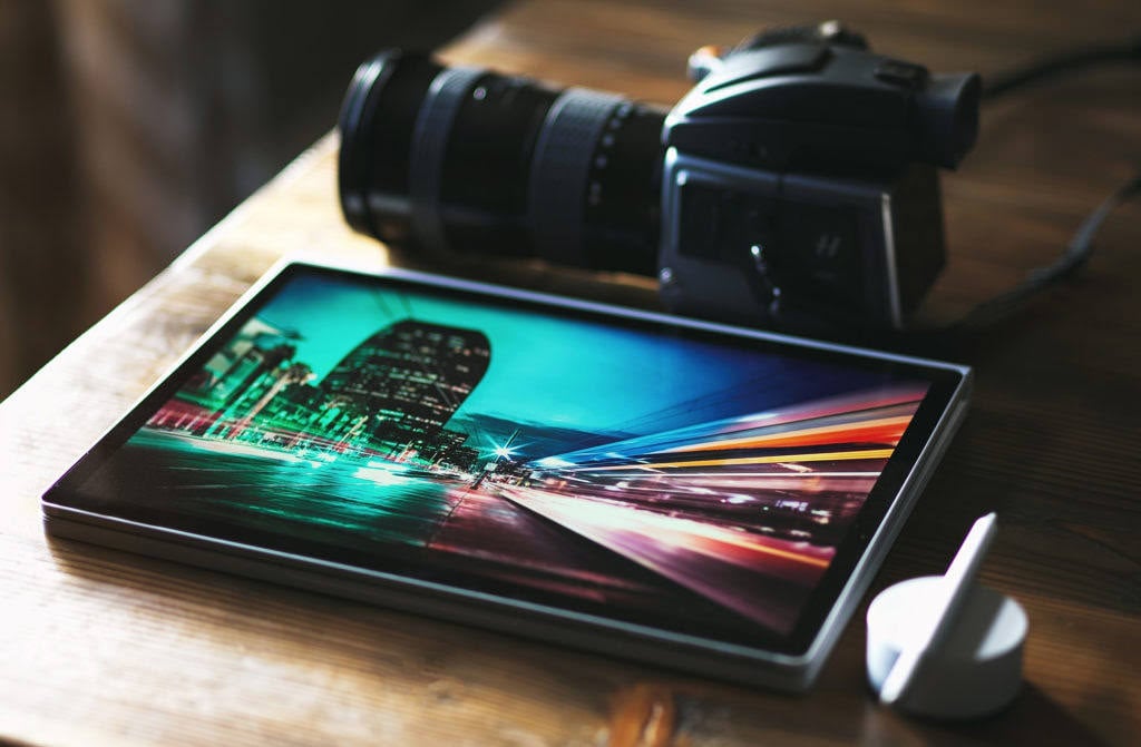 the-surface-beast-microsoft-s-surface-book-2-is-a-macbook-pro-killer
