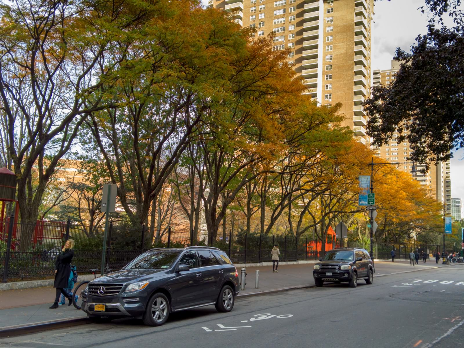 Review: The Light L16 is Brilliant... and Braindead | PetaPixel