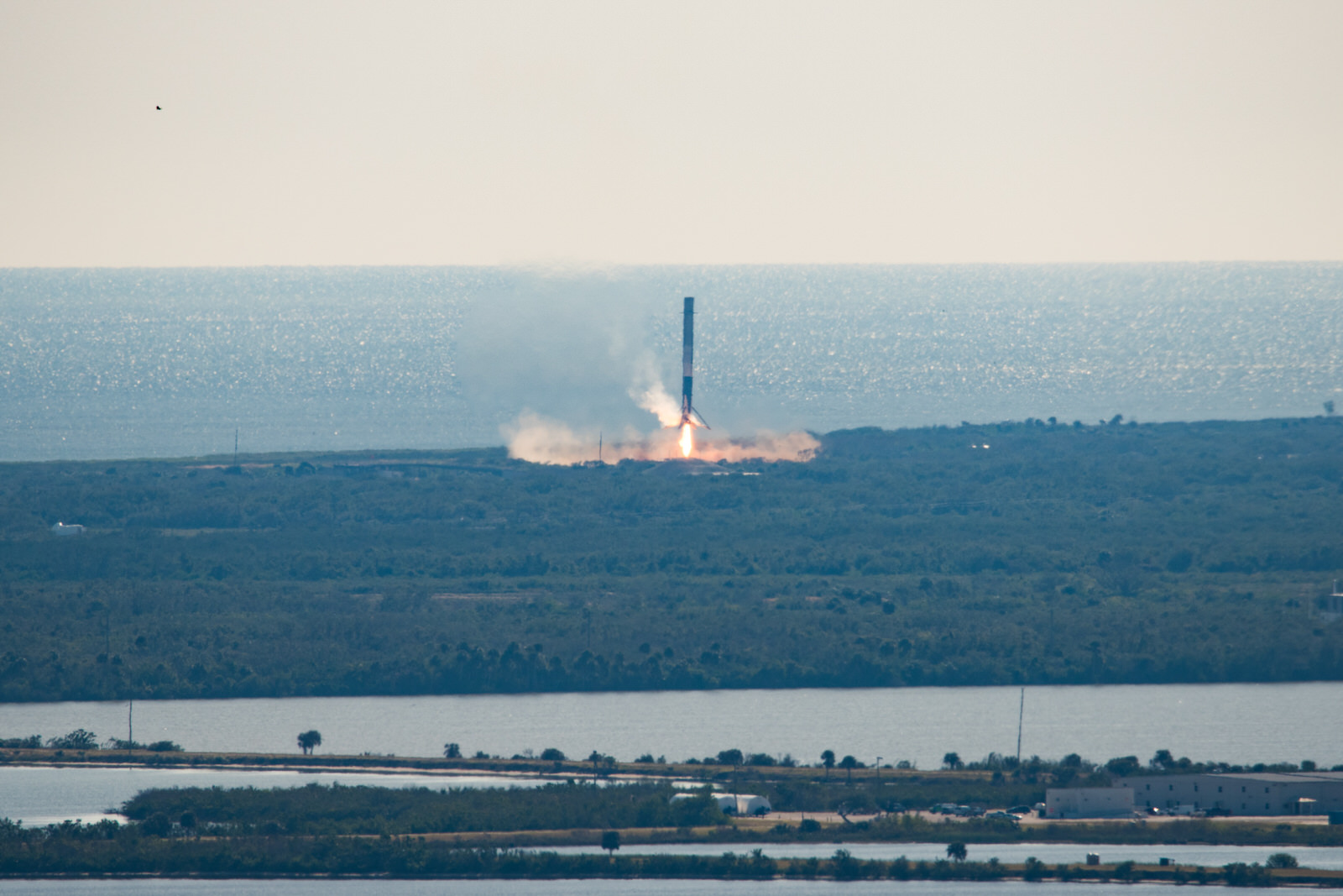 Photographing the SpaceX CRS-13 Rocket Launch | PetaPixel