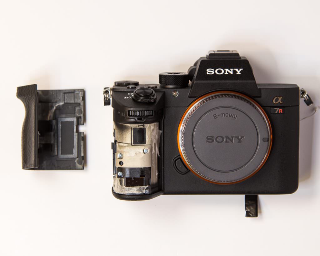 A Teardown of the New Sony a7R III | PetaPixel
