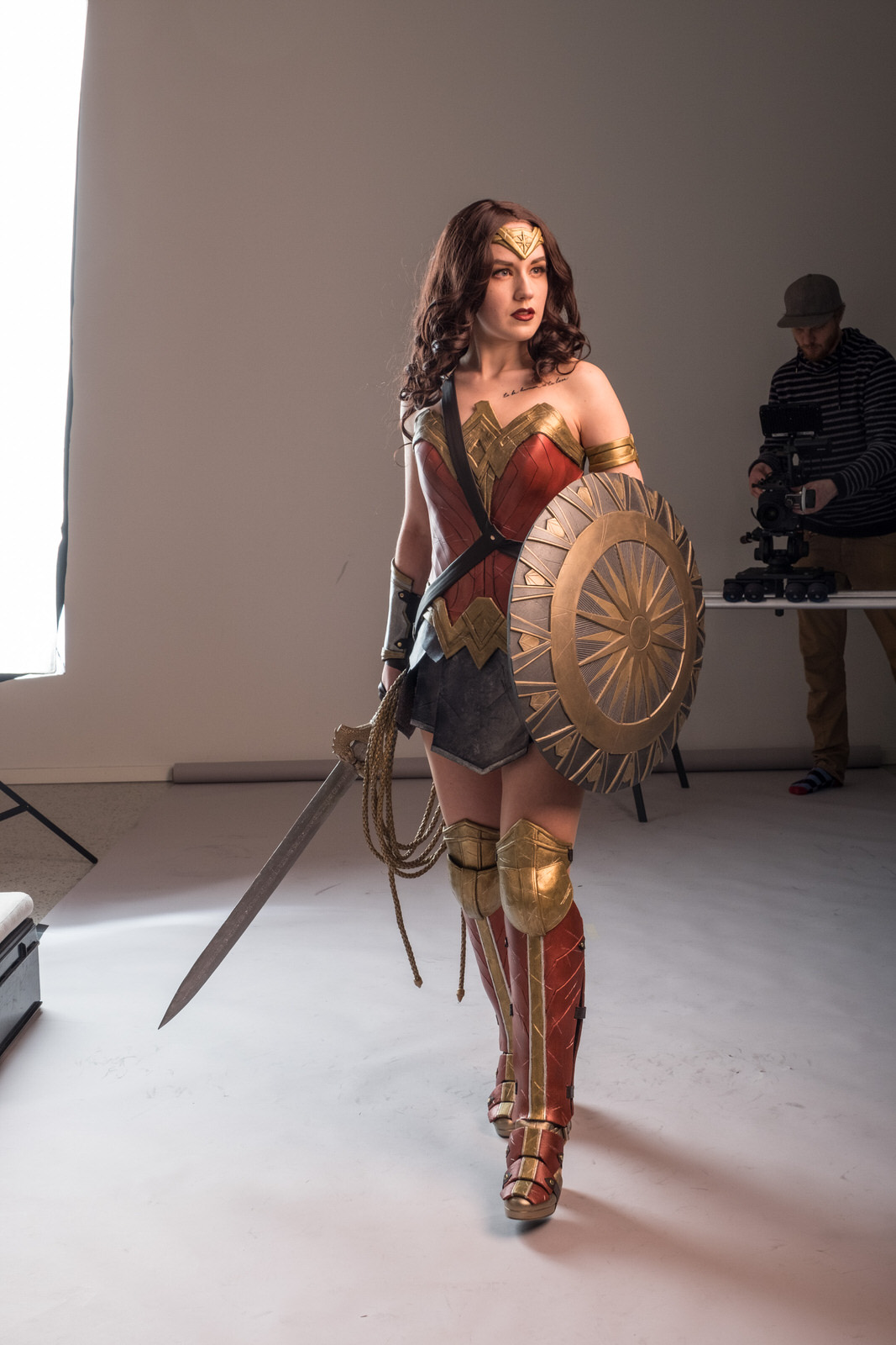 A Photo Shoot with Wonder Woman | PetaPixel