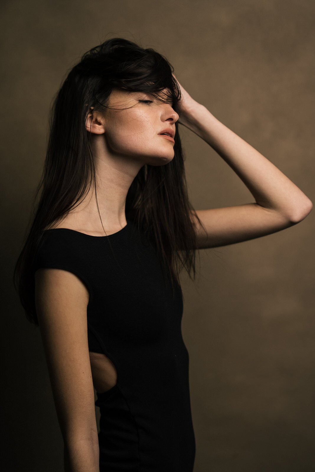 How to Take Great Portraits with Only One Studio Light | PetaPixel