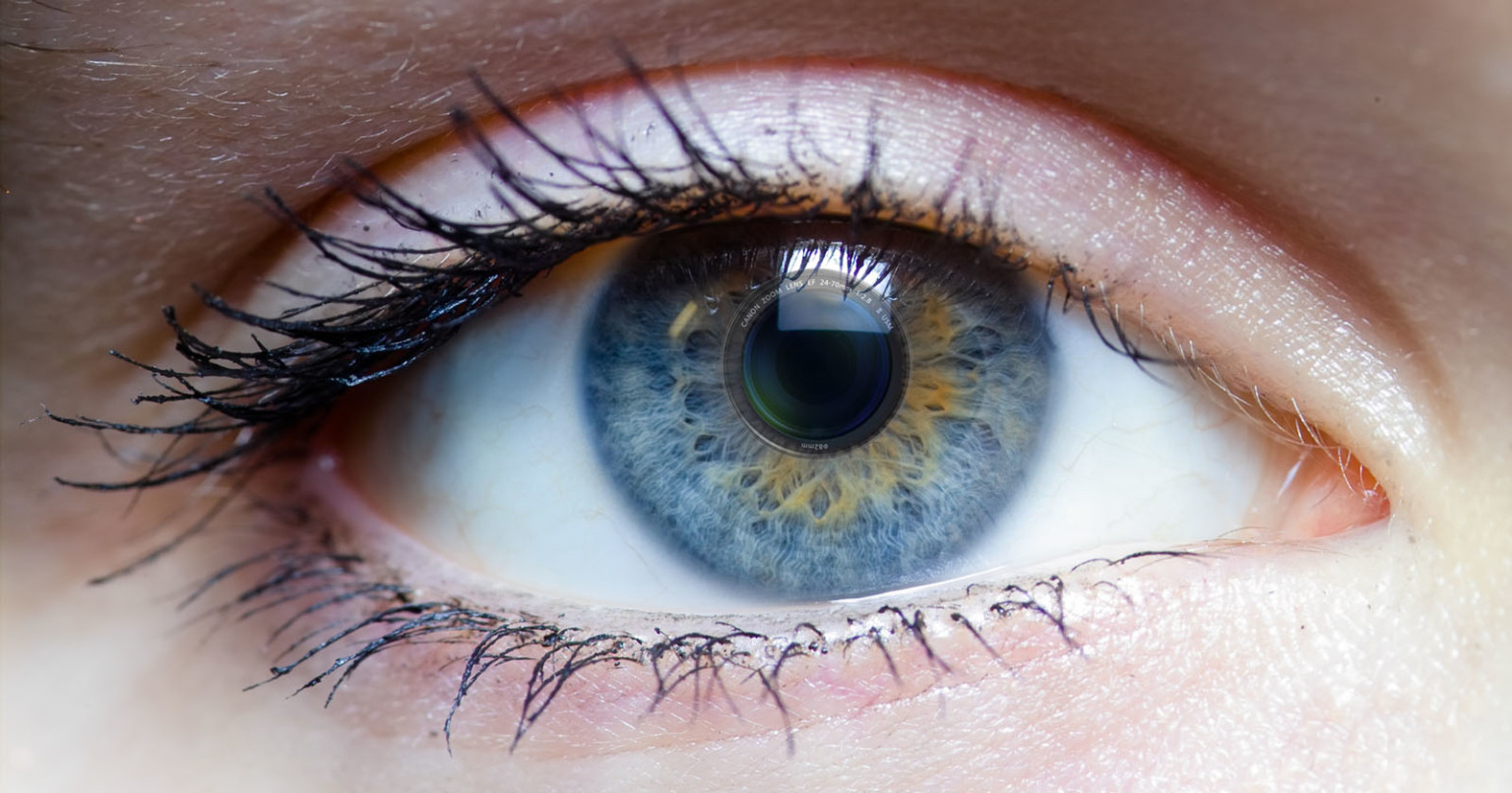 Do YOU Look Through the Viewfinder with Your Dominant Eye? | PetaPixel