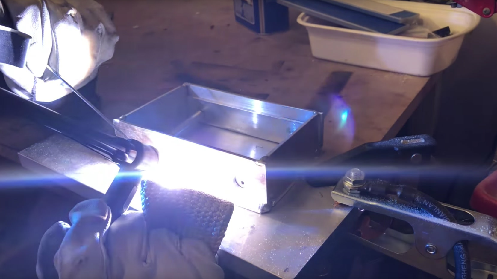 This Guy Built an Aluminum Medium Format Camera at Home | PetaPixel