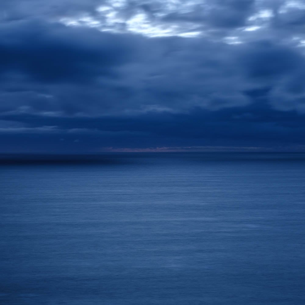 The Summer Solstice: 24 Photos of 24 Hours in the Longest Day of the ...