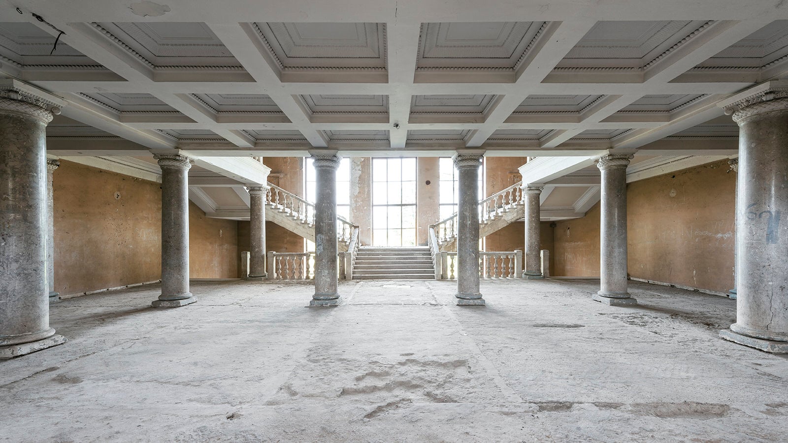 Photos Inside the Ruins of Luxurious Soviet Spas and Sanatoria | PetaPixel
