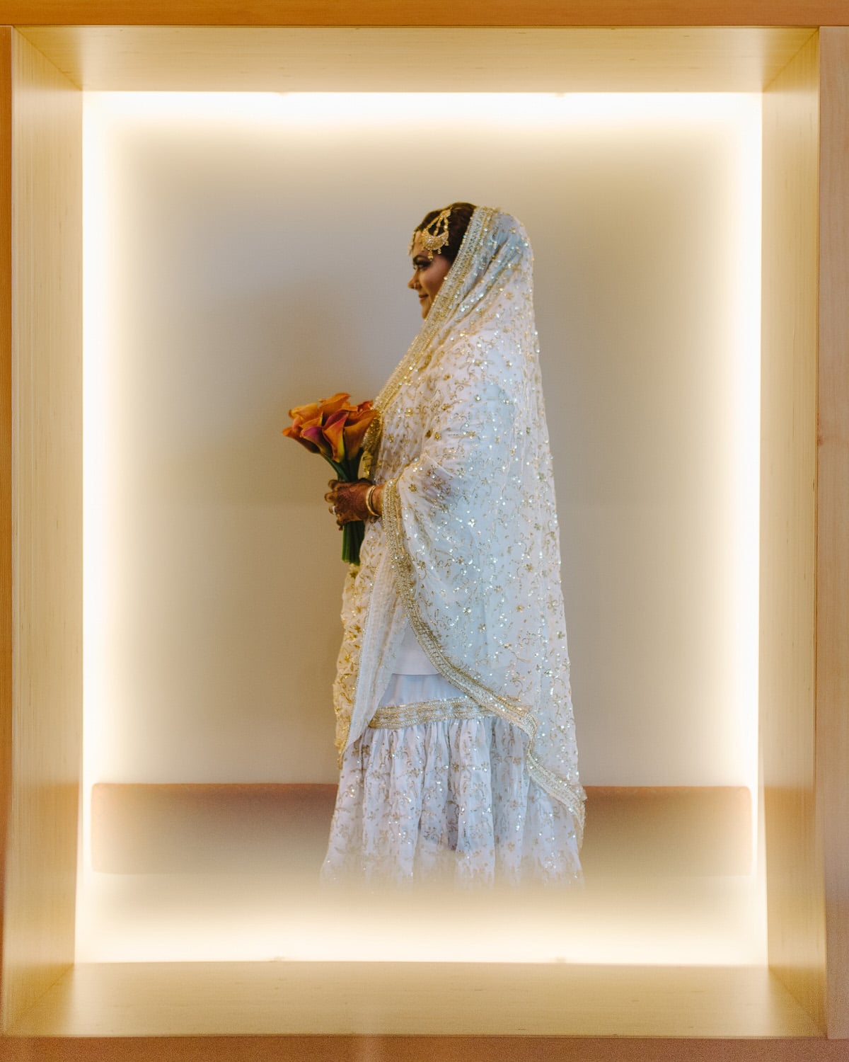 How to Use a Phone Screen for Magical Portraits | PetaPixel