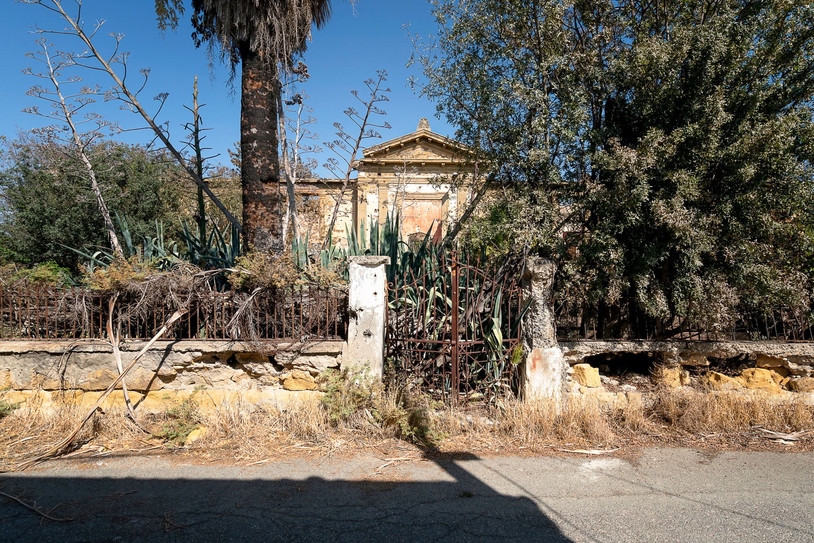 Rare Photos Inside the United Nations Buffer Zone in Cyprus | PetaPixel
