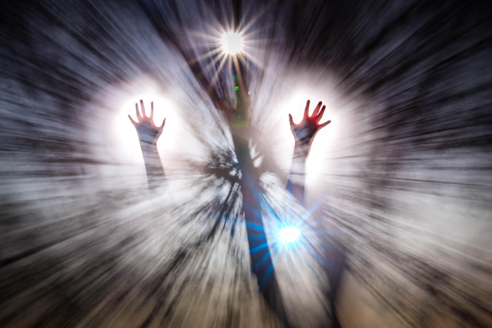 Shoot In-Camera Zoom-Effect Double-Exposure Light-Painting Photos ...