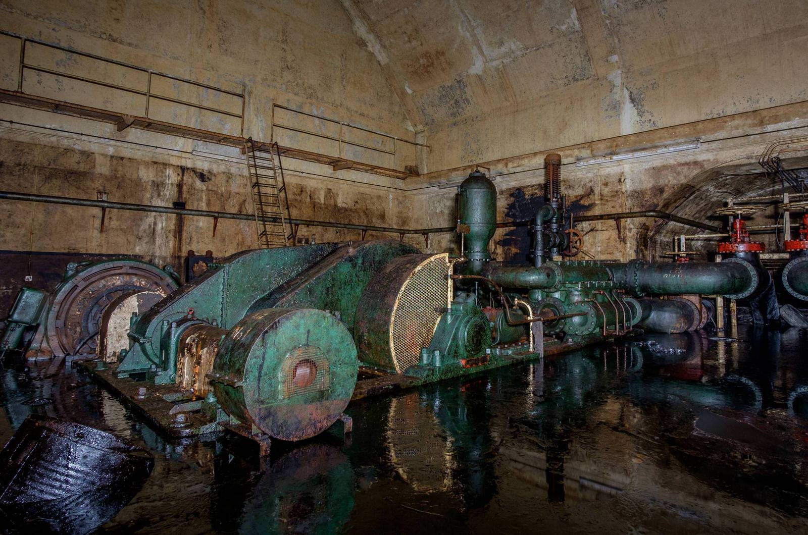 I Dropped My Camera in Crude Oil... and It Survived | PetaPixel