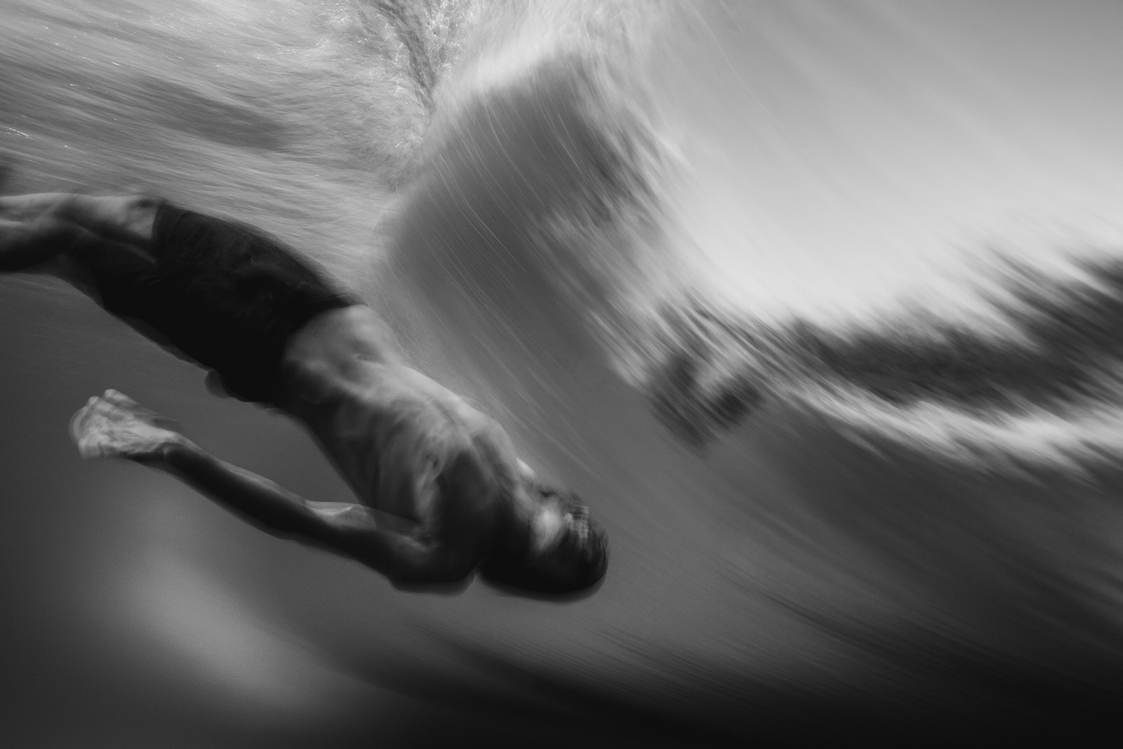 Portraits of Bodysurfers Flowing with Ocean Waves | PetaPixel