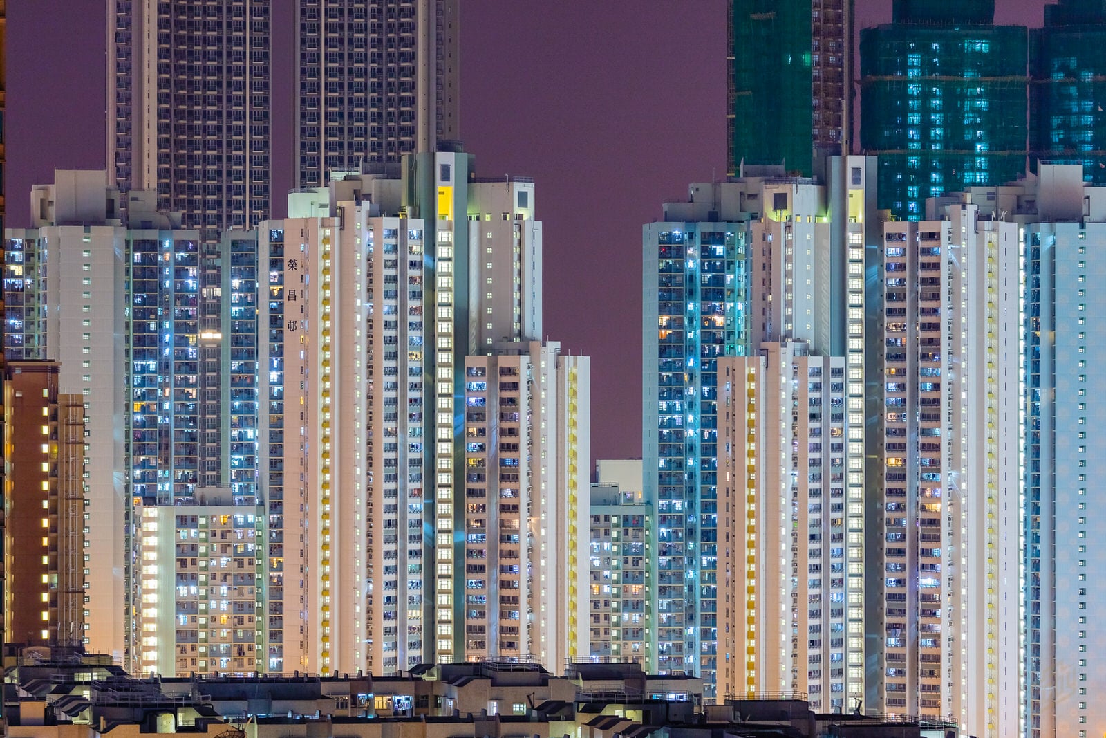 Capturing the Eye-Popping Density of Hong Kong's Tower Blocks | PetaPixel