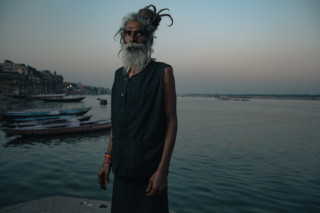 Photographing the Fake Holy Men of Varanasi, India | PetaPixel